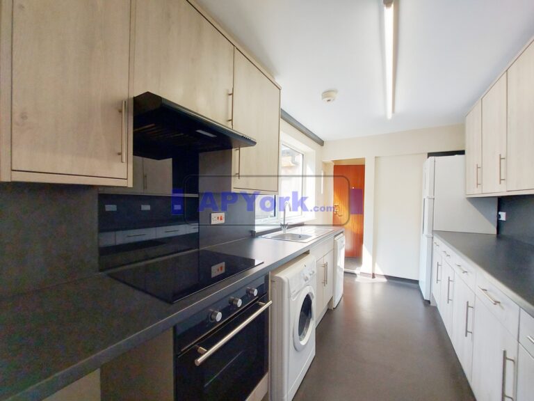 5-bedroom student house at 33 Nicholas Street, Hull Road, YO10 3EQ from ...
