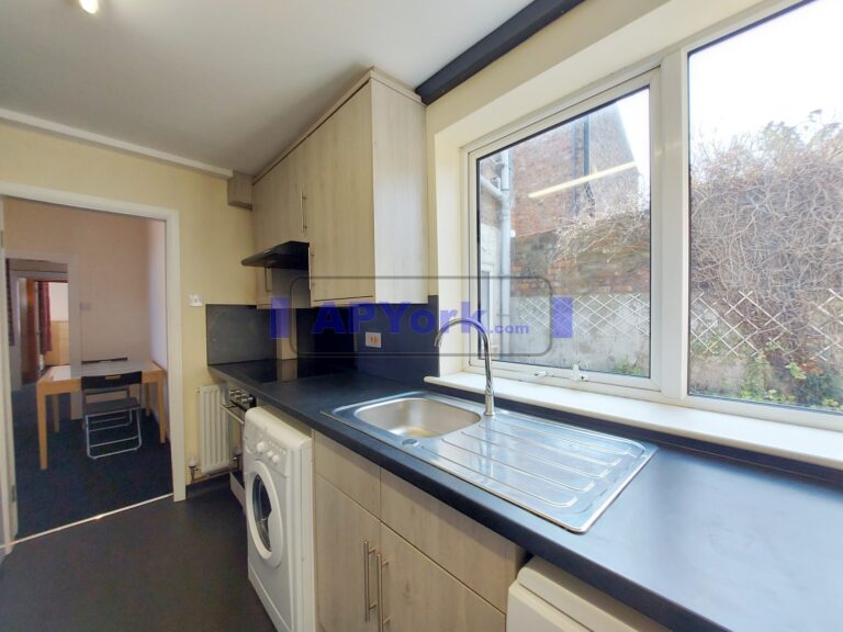 5-bedroom student house at 33 Nicholas Street, Hull Road, YO10 3EQ from ...